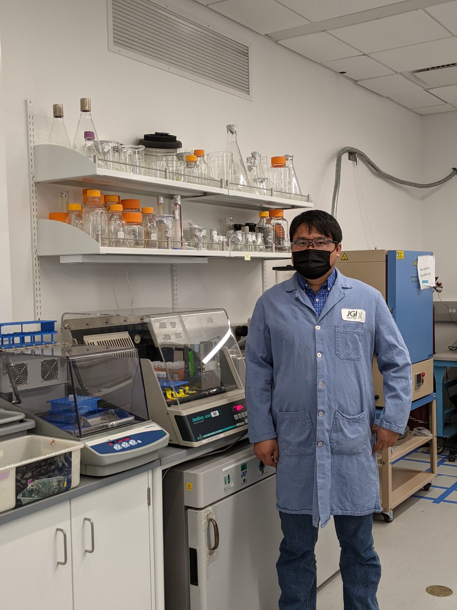 New Lab Member Highlight: Yezhang Ding – Northen Lab